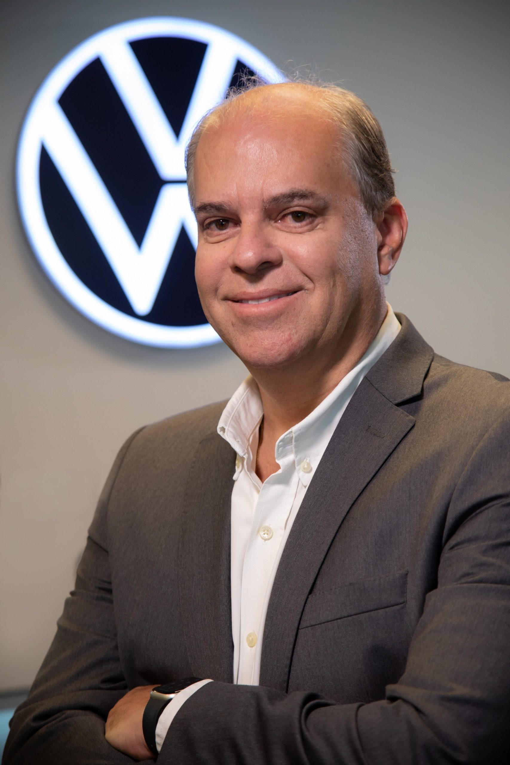 VWCO anuncia Adolpho Bastos como novo Vice-Presidente de Produção e ...